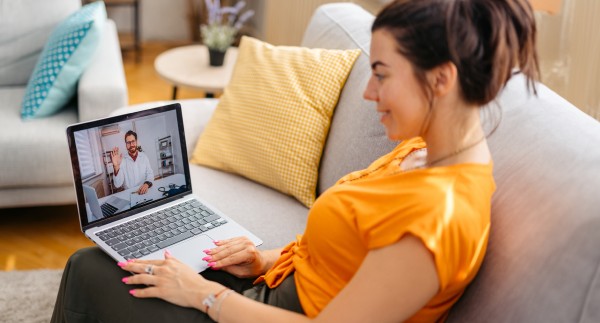 Upcoming webinars for January 2024: Provider Tools and Community Care Network | Delta Dental