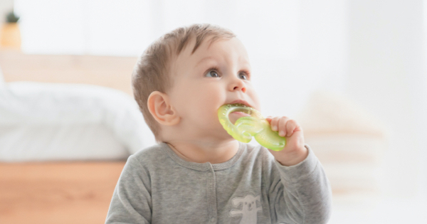 The do’s and don’ts of teething treatments | Delta Dental